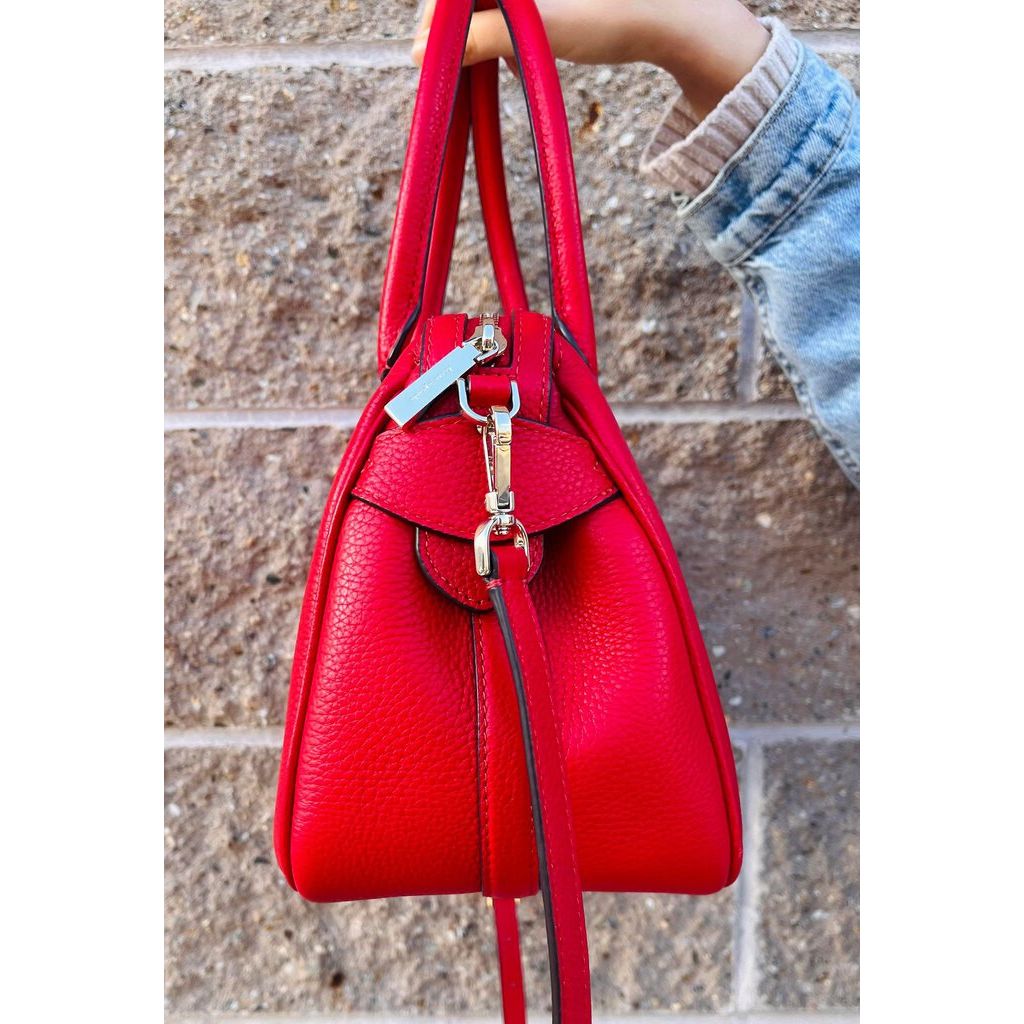 Handbags & Wallets – Chic Boutique Consignments